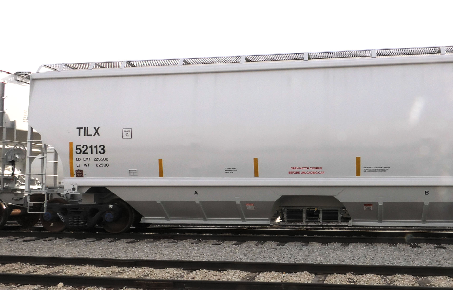 5,211 CUBIC FOOT TRINFLO™ COVERED HOPPER | TrinityRail